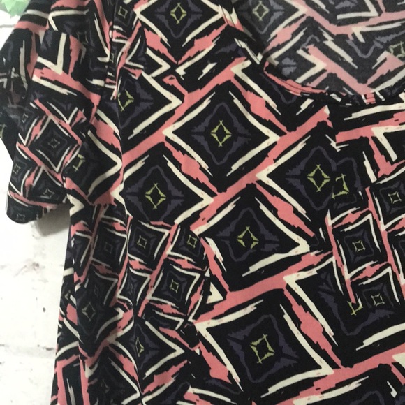 LuLaRoe | Tops | Lularoe Classic T S | Poshmark